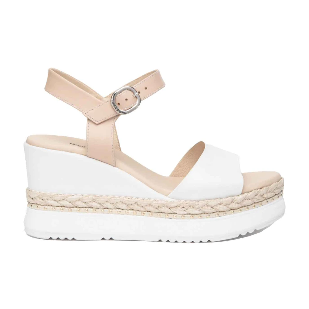 Hvite Lær Sandaler Stilig Design | Nerogiardini | Wedges | Miinto.no